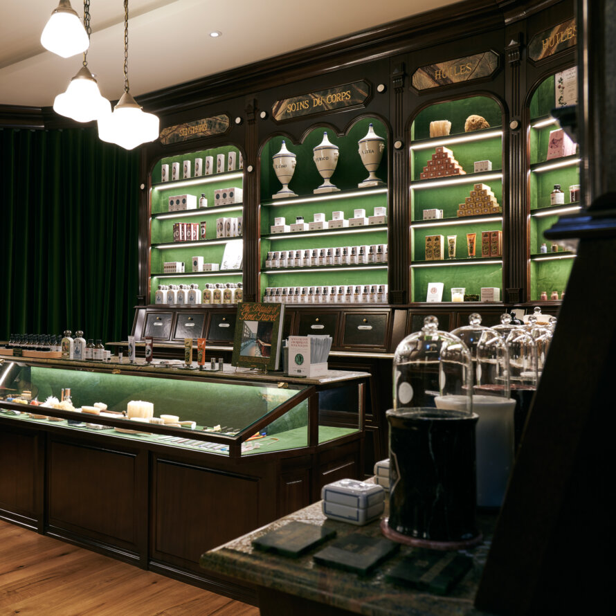 L’Officine Universelle Buly | München | CREME GUIDES