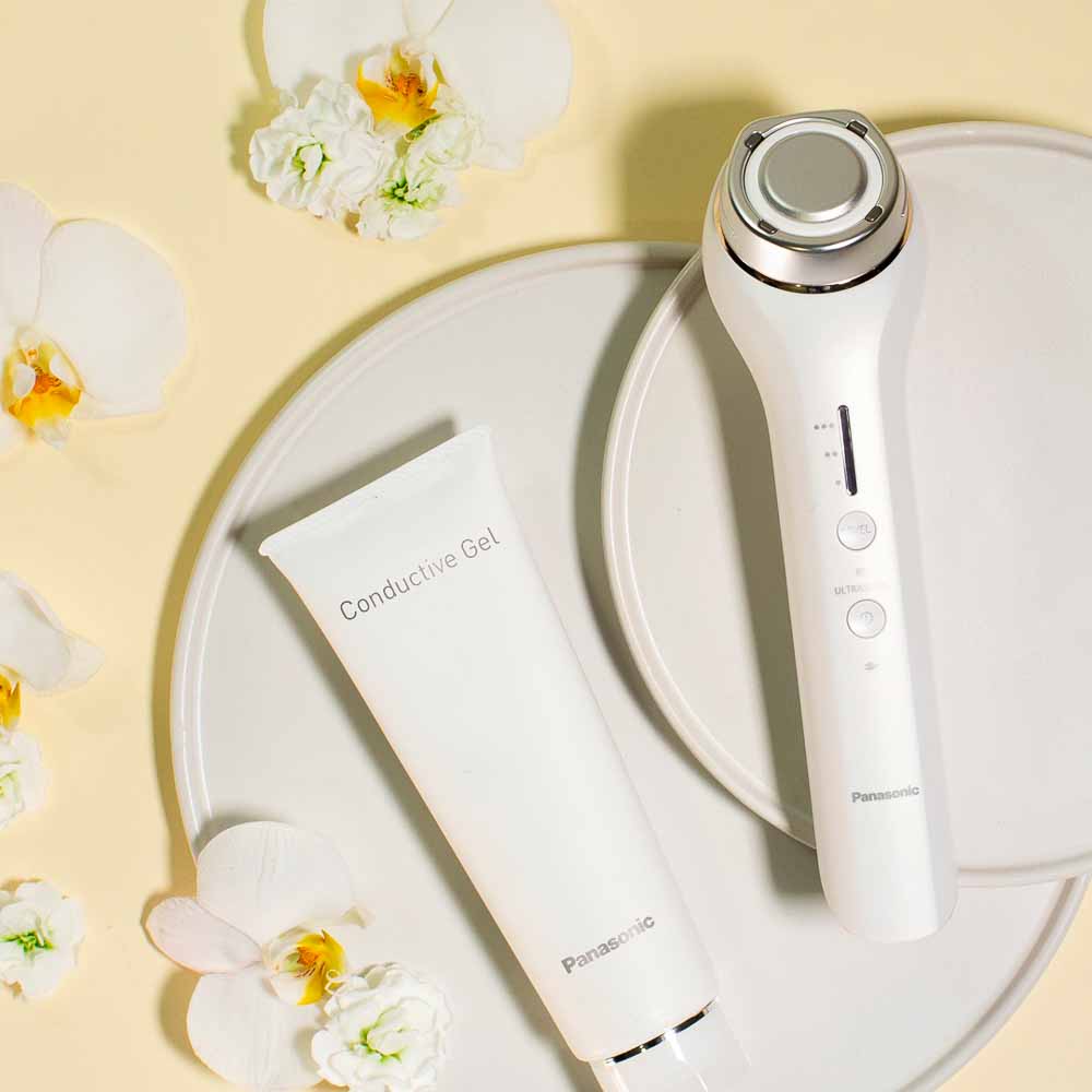Das innovative Hautpflege-Tool Panasonic EH-XR10 | CREME GUIDES