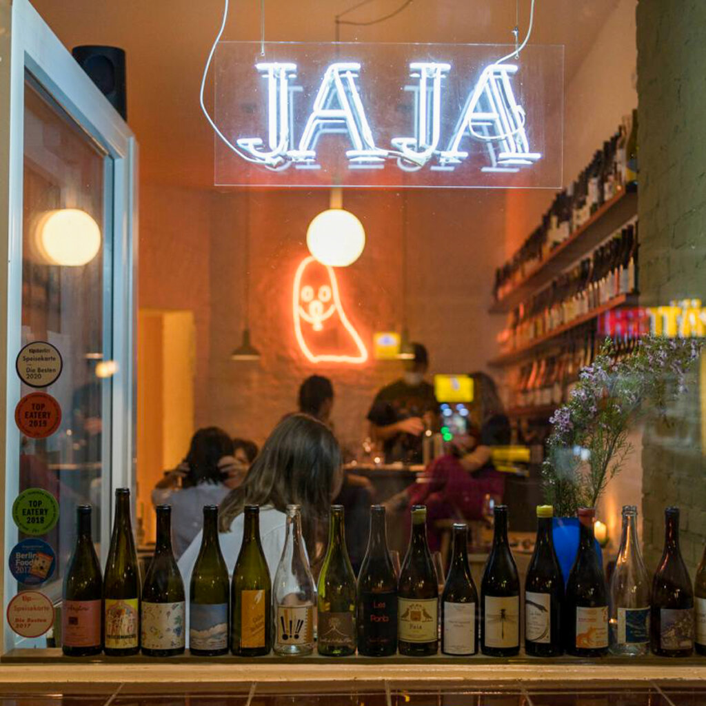 JAJA Winebar | Neukölln district | Berlin | CREME GUIDES